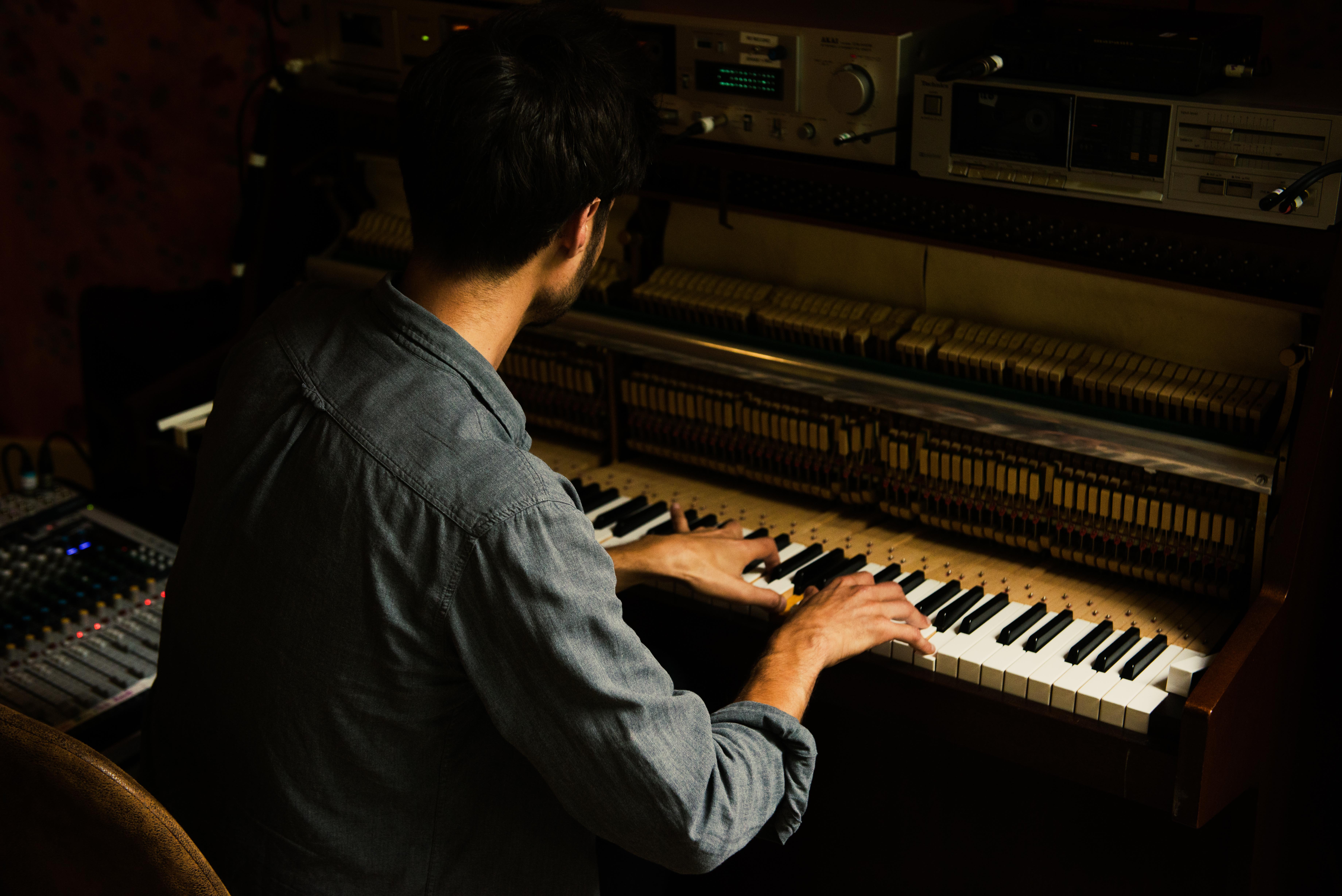 Concert - Lorenzo Naccarato, Samedi 4 novembre à 20h30 - La Maison de ...